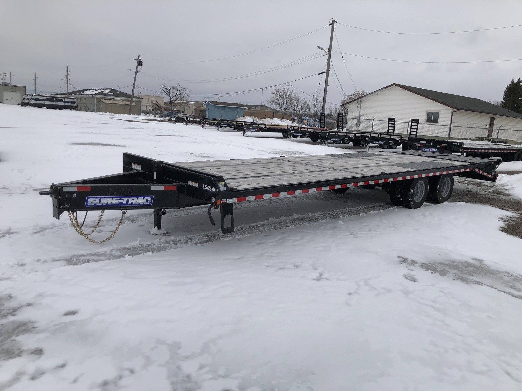 2022 Sure-Trac 8.5 x 25+5 Heavy Duty Pintle Beavertail Deckover Trailer ...