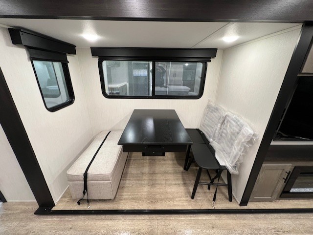 2025 Alpha Wolf Limited 33RL-L Amazing Couples Camper Trailer RV ...