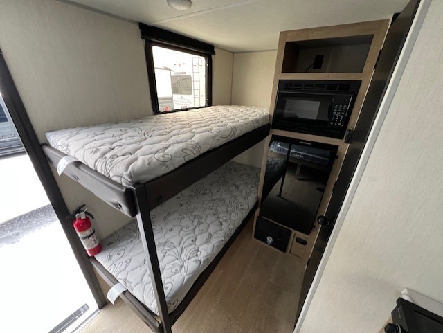 2026 Wolf Pup Limited 14BH Small Bunk Model Camper Trailer RV ...