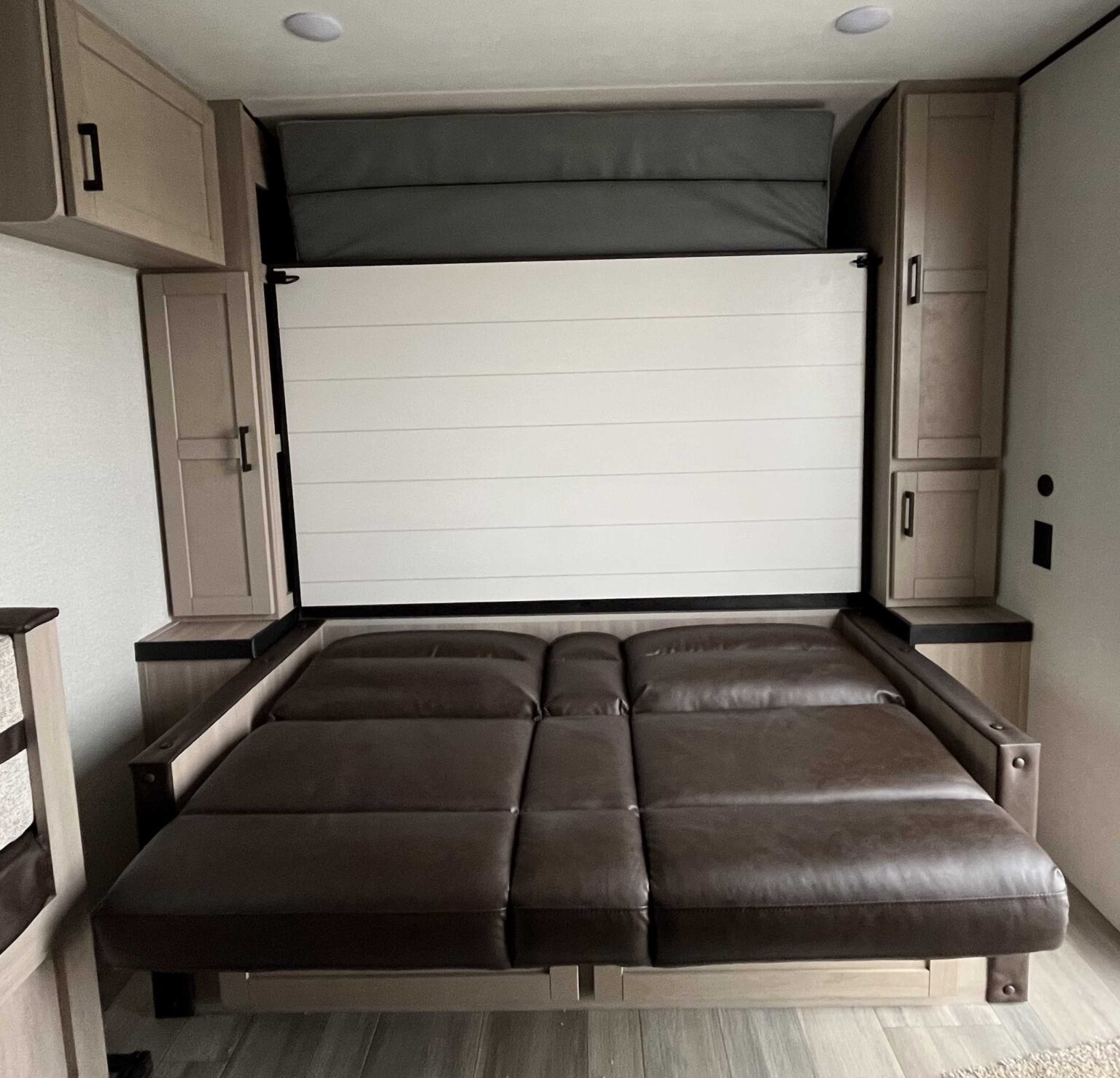 2026 Prowler Lynx 1802MBS Bunk Model Camper Trailer w/Slide-Out Murphy ...
