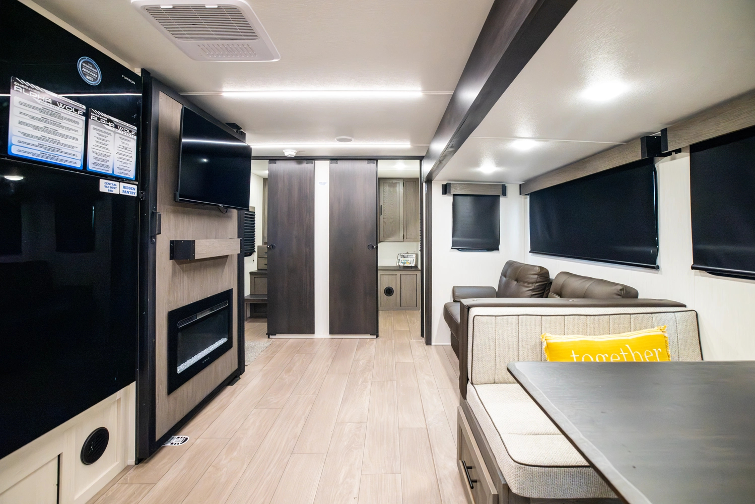 2026 Alpha Wolf Limited 29DCB-L Bunk Room Camper Trailer RV – Steinbach ...