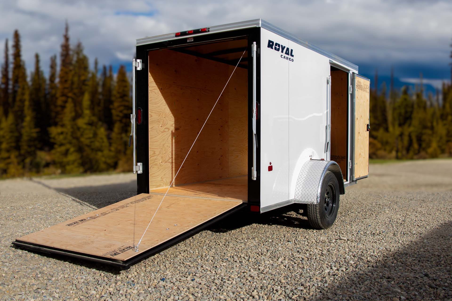 2026 Royal Cargo 5 X 12(10+2) Enclosed Trailer 3K Barn – Steinbach ...